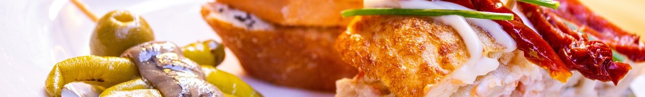 Tapas españolas y otras variantes: opciones para armar un tapeo ideal ...